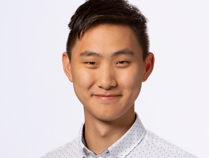 Alexandr Wang: From Math Prodigy to AI Billionaire & Meta’s Chief AI ...